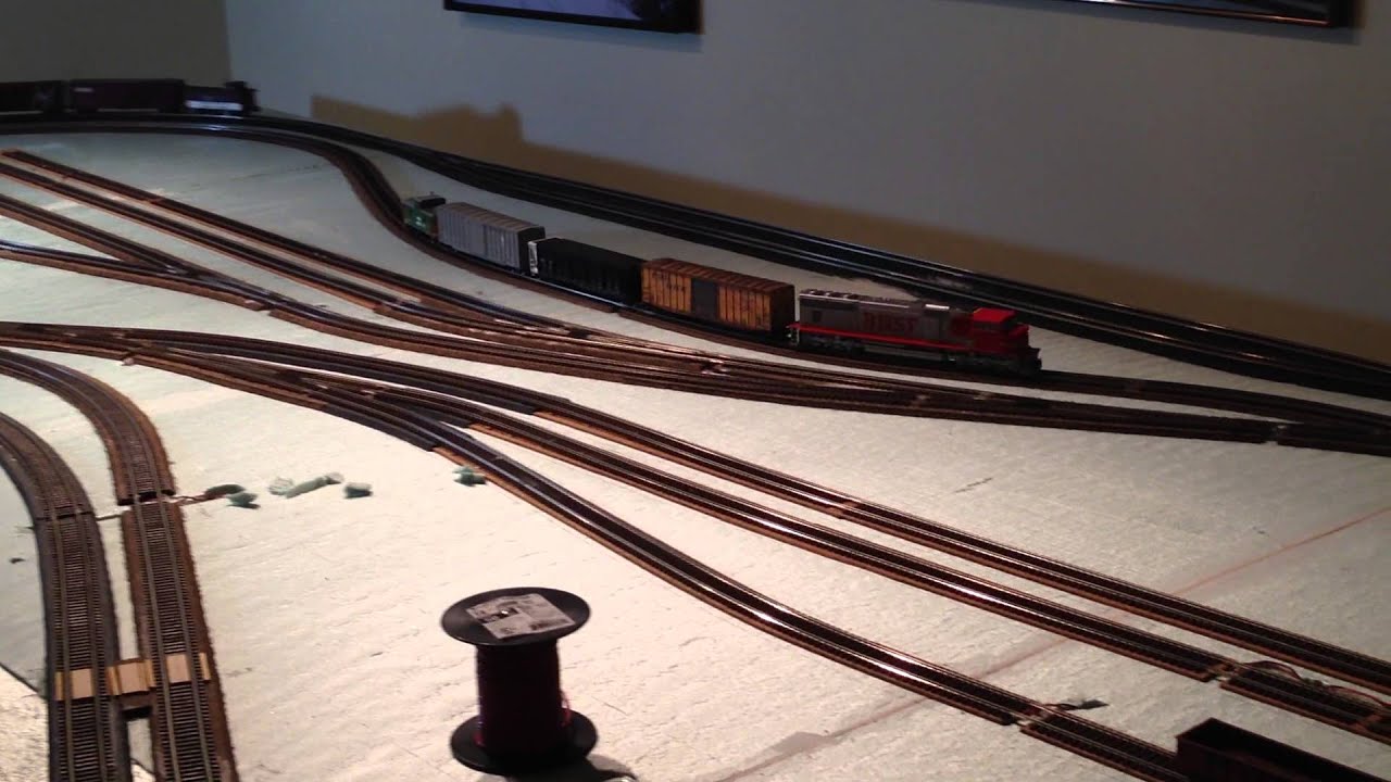 Layout Running 2 Loops - First Run 2 - YouTube