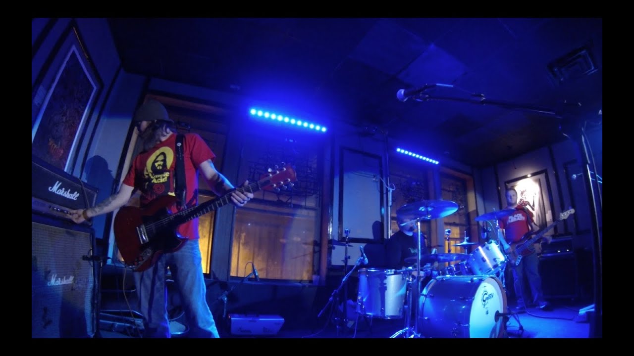 Buzzard "LIVE" at The Pickled Loon (St Cloud, MN) 1-03-15 - YouTube