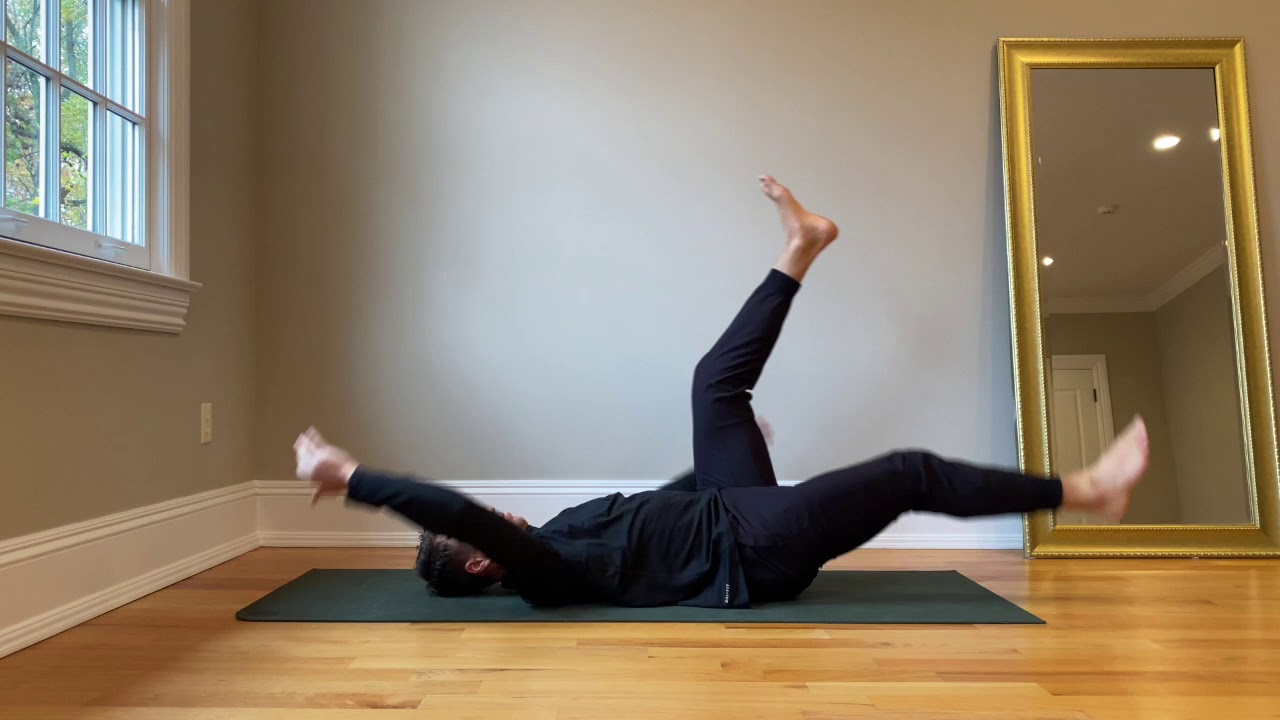 Dead Bug Sprinter - YouTube