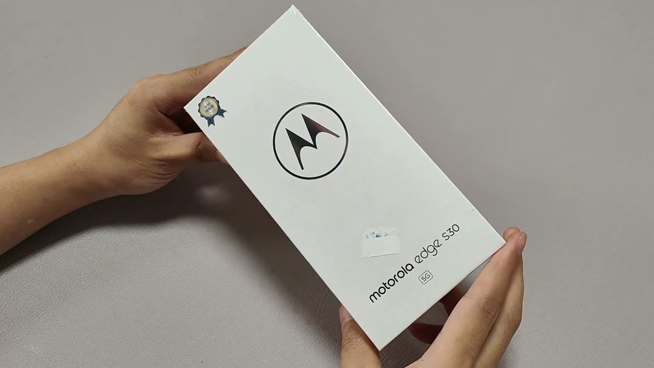 Motorola Edge S30 - UNBOXING | Camera Test | Gaming | AnTuTu | Full ...