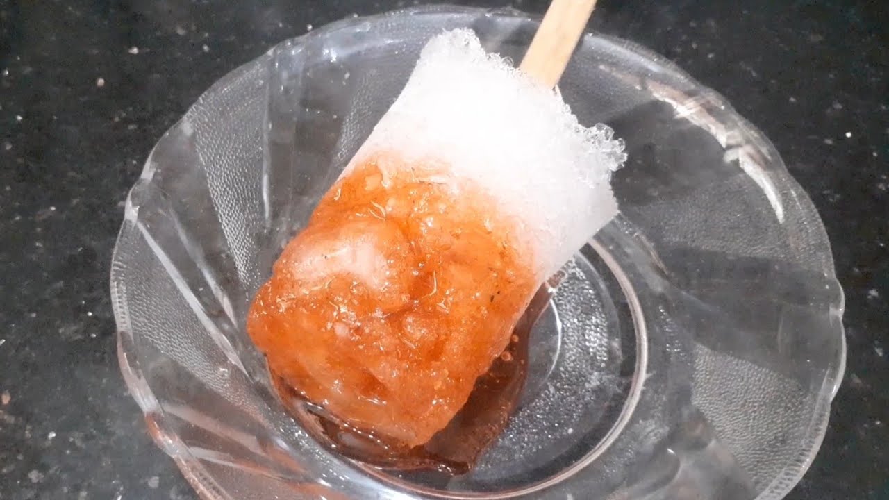 Homemade Syrup के साथ बर्फ का गोला | Crushed Ice Lolly | - YouTube