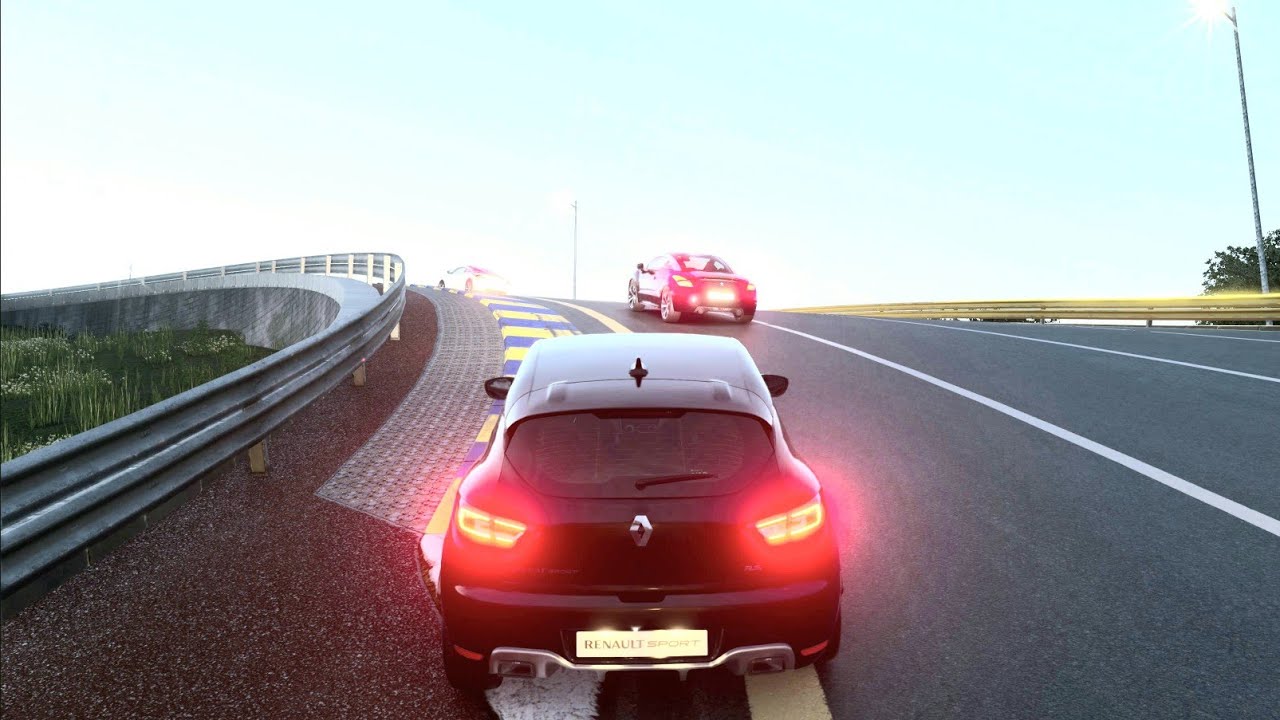 GT7: Driving the New RENAULT MEGANE E-TECH 2022 through a dangerous slopes in the Alsace roads ...