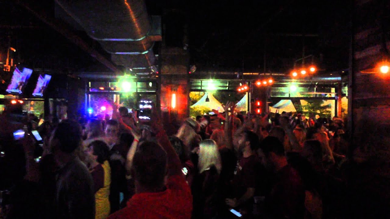 final play of Clemson FSU game at Madison Social. - YouTube