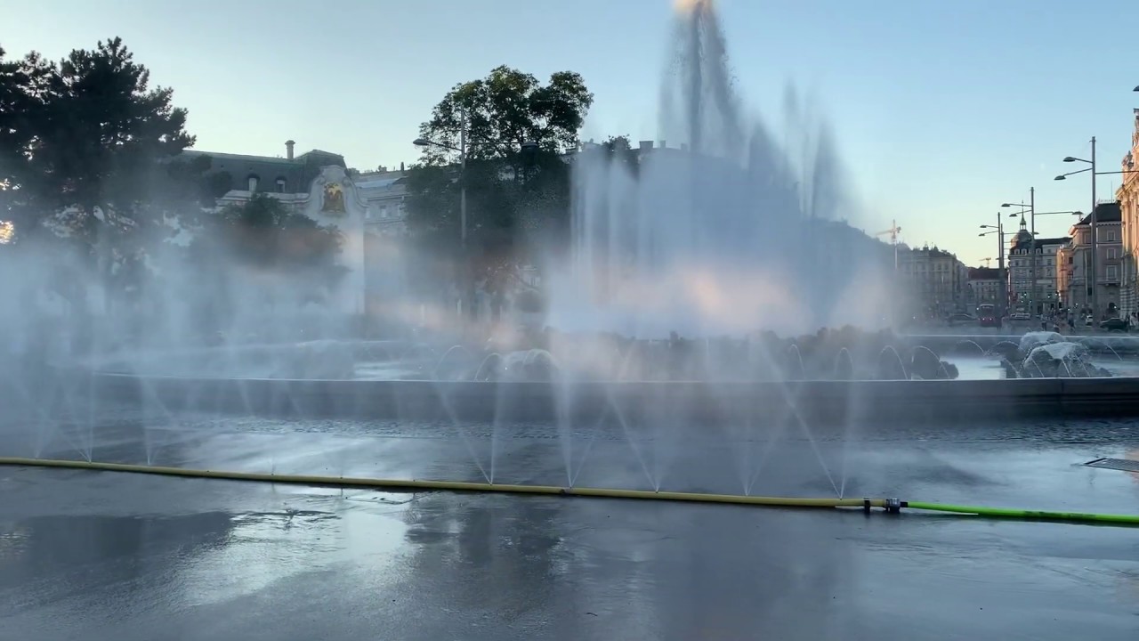 Mist Cooling System in Vienna, Austria - YouTube
