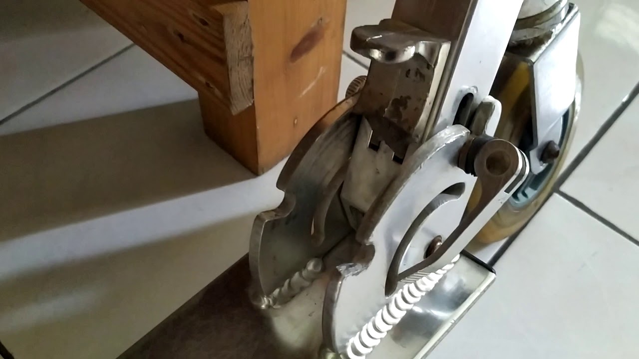 Otopet razor - YouTube