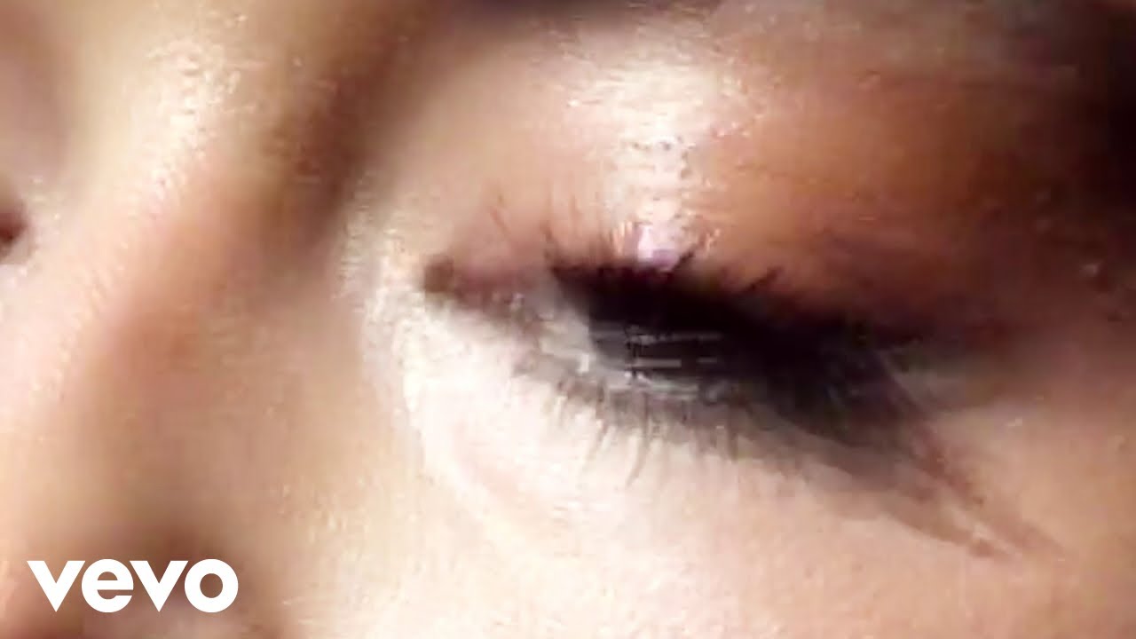 Milan Ring - Mangos (Official Video) - YouTube