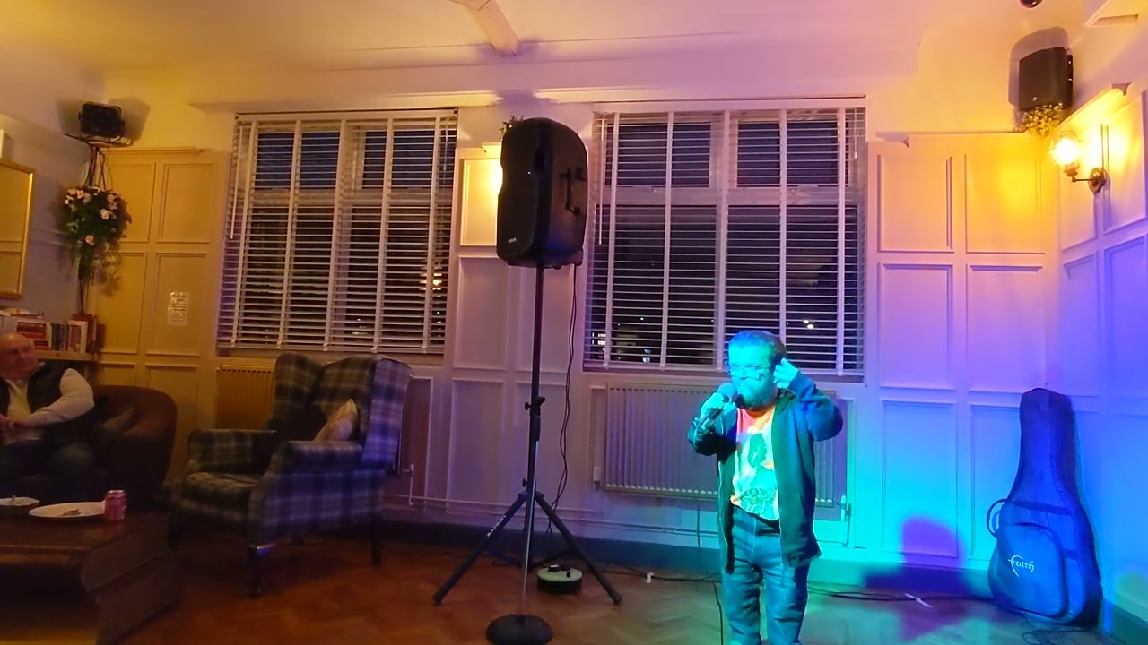 George Coppen performing in Wigston Leicestershire - YouTube