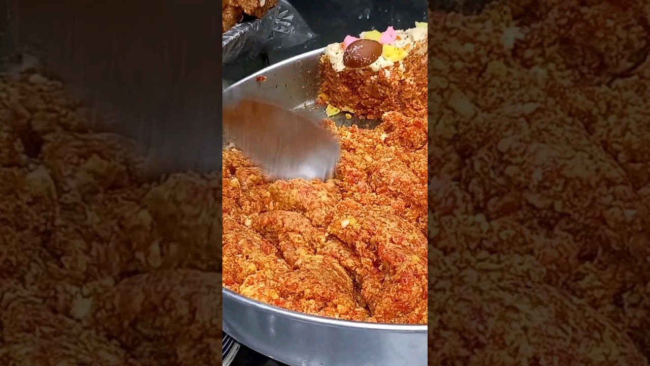 World famous carrot halwa | Pakistani Gajjar ka halwa #food #streetfood ...