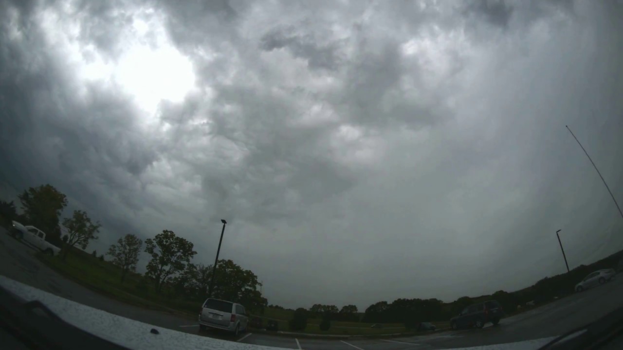 Total solar eclipse time lapse - overcast near Kansas City (Aug 21 ...