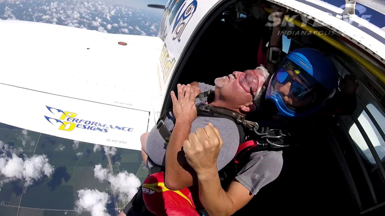 Brian Provo's Tandem skydive! - YouTube