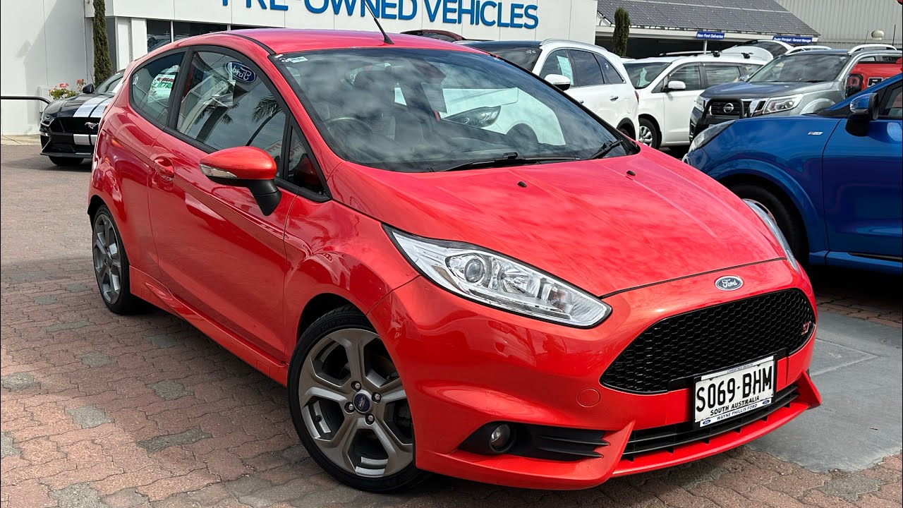 2015 Ford Fiesta ST - Molten Orange - YouTube