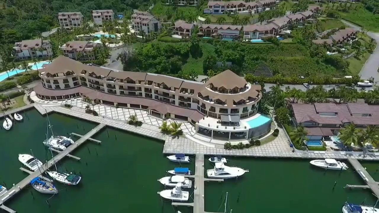 Marina Puerto Bahia, Samana - YouTube