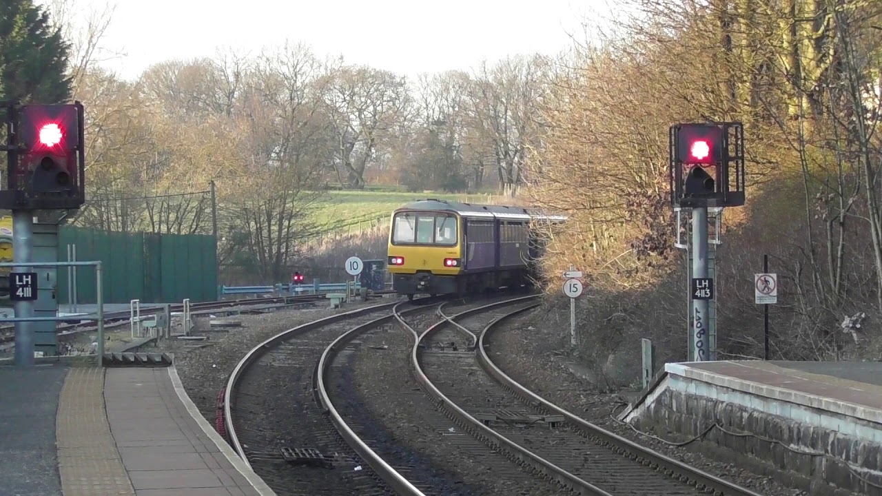 Horsforth Station 25/2/19 - YouTube