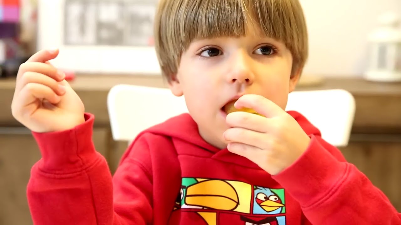 Giant Gummy Hands Red and Yellow - How To Make It - YouTube