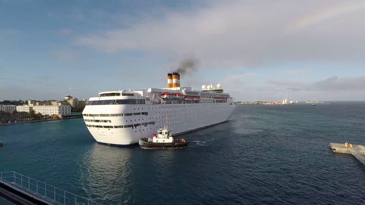 Cruise Ships Pulling into Nassau Carnival Sunshine - YouTube