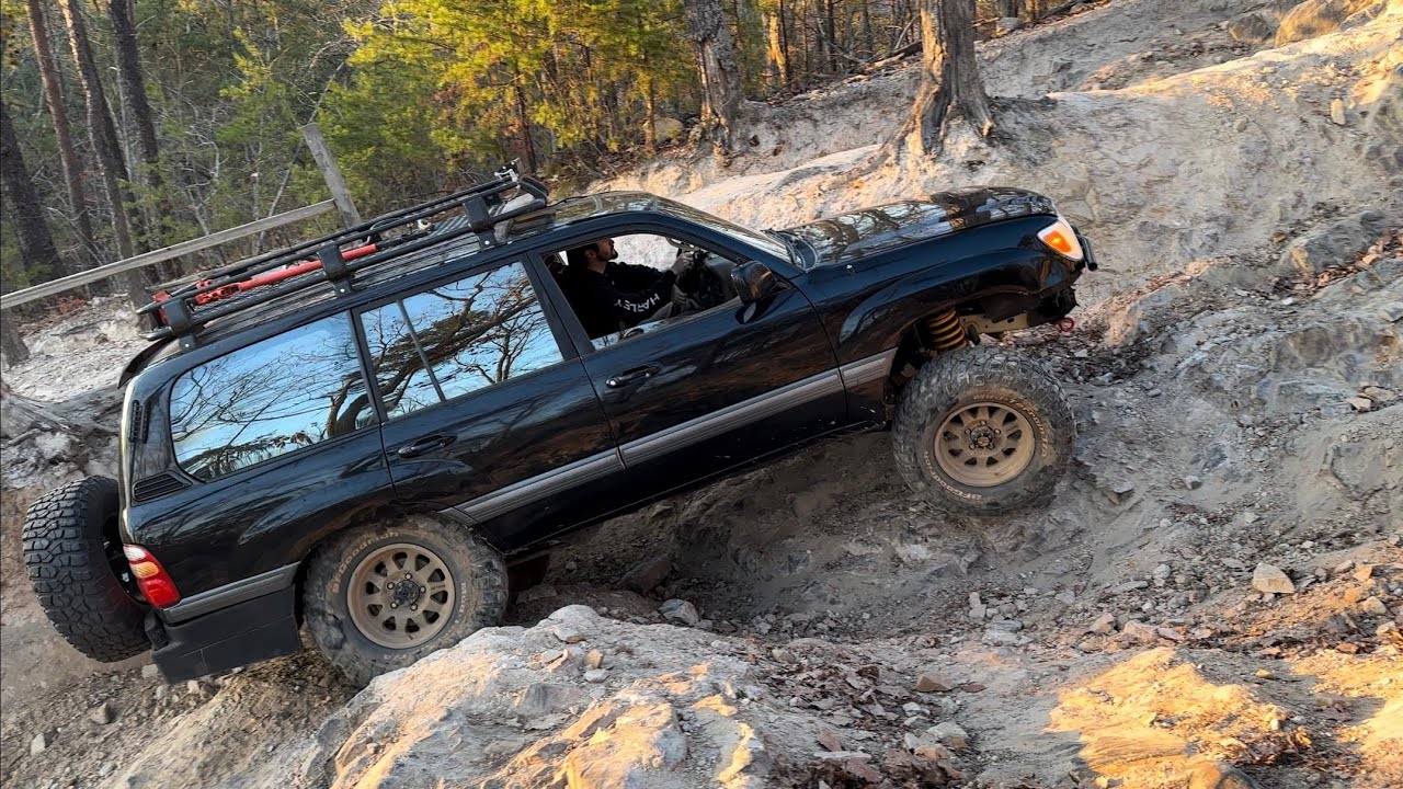 Diesel straight axle 100 series Land Cruiser - YouTube
