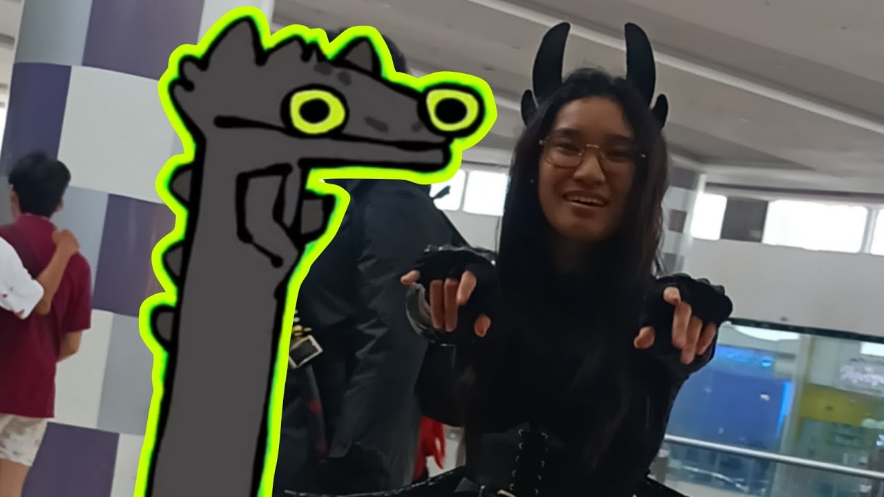 TOOTHLESS MEME DANCE COSPLAY - YouTube