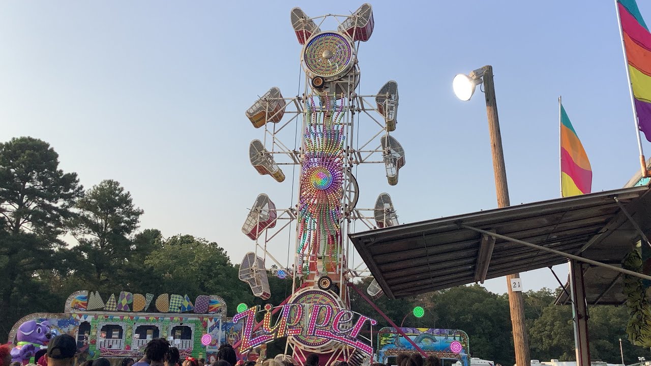 Zipper ride at the Charles County fair - YouTube