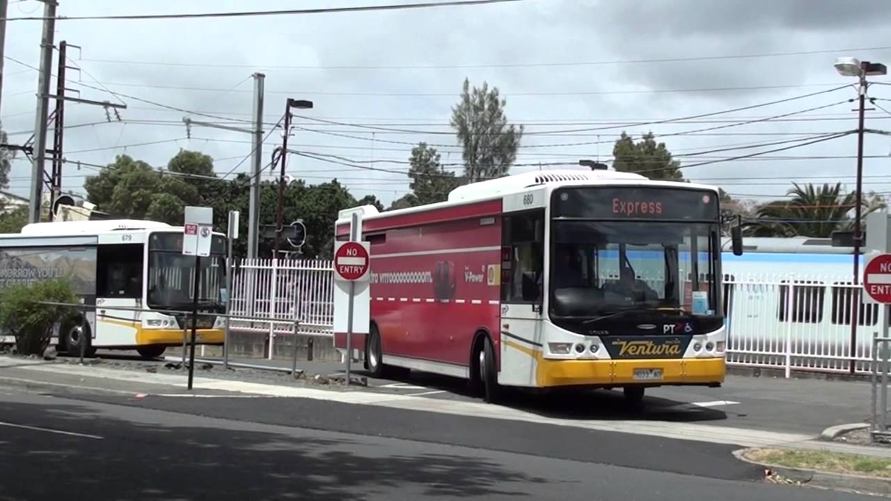 Buses at Blackburn - Melbourne Transport - YouTube
