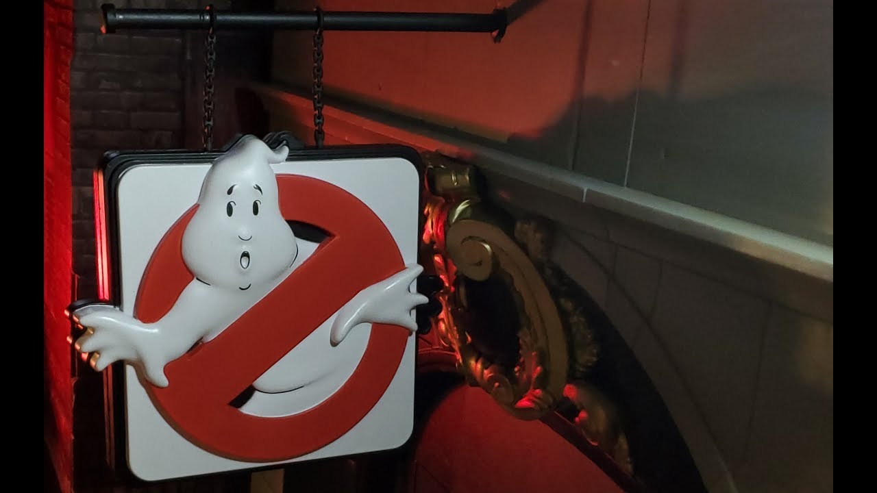 Diamond Select Toys Ghostbusters Firehouse Review - YouTube