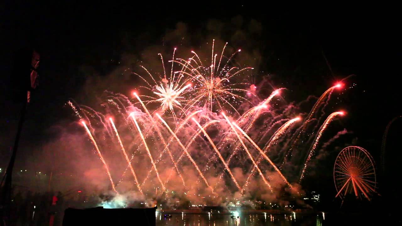 Fireworks at LaRonde Spain 2013 - YouTube