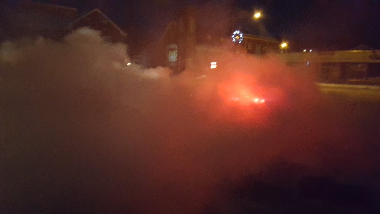 C5 corvette Sendit_Steve sends it new years eve countdown burnout - YouTube