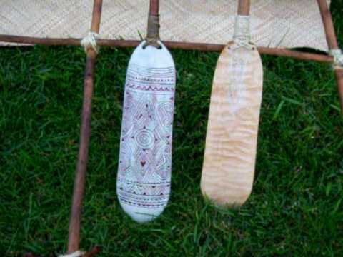 Traditional outrigger canoe - YouTube