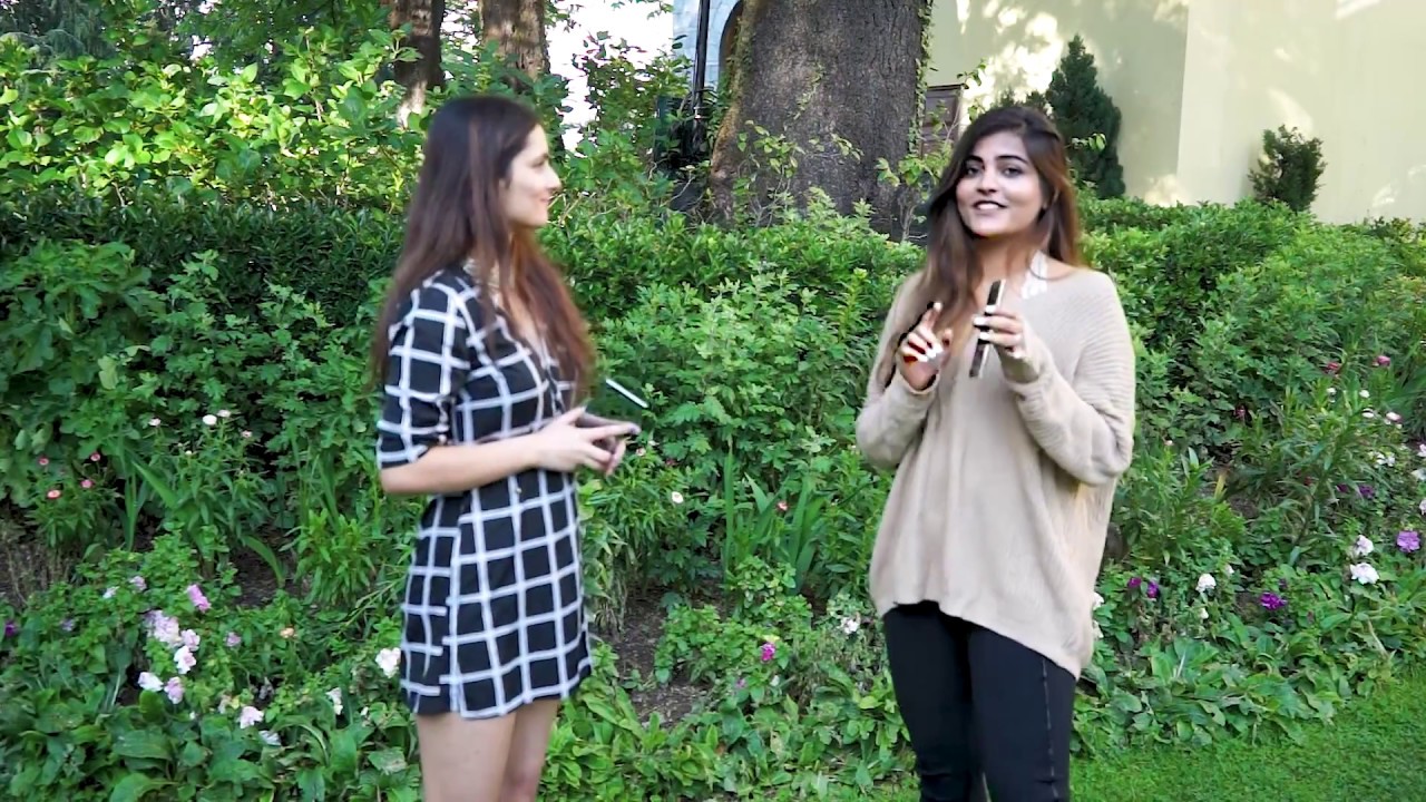 Kritika Khurana from That Boho Girl on XZ Premium Launch. - YouTube