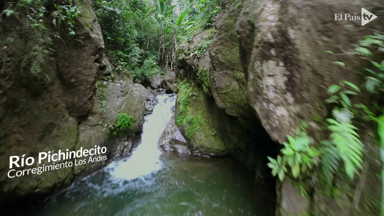 Desde el aire: Conozca el nacimiento del río Cali - YouTube