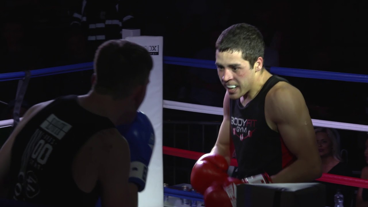 Luke Corriette vs Darren Mahoney - Class B Super Middleweight ...