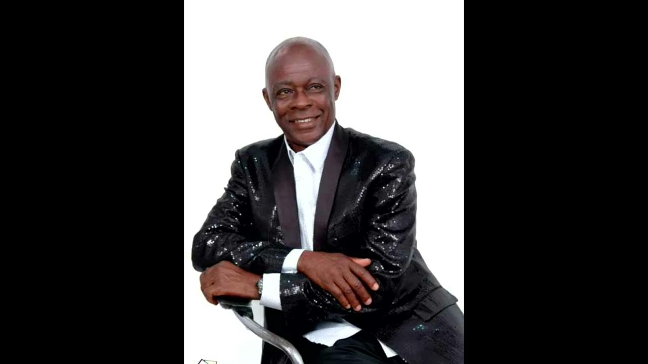 Oldies worship with Gospel legend Prof Kofi Abraham - YouTube