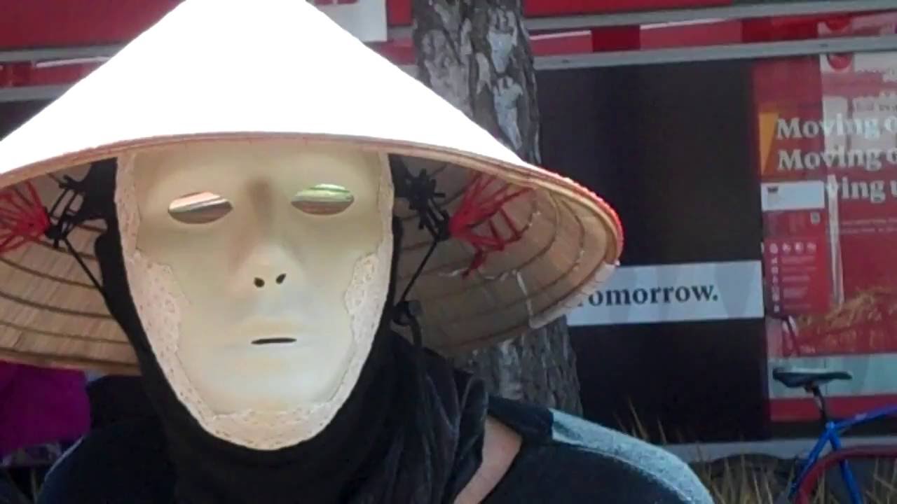 Mime @ Cuba Mall Wgt'n N.Z. VID00076 - YouTube