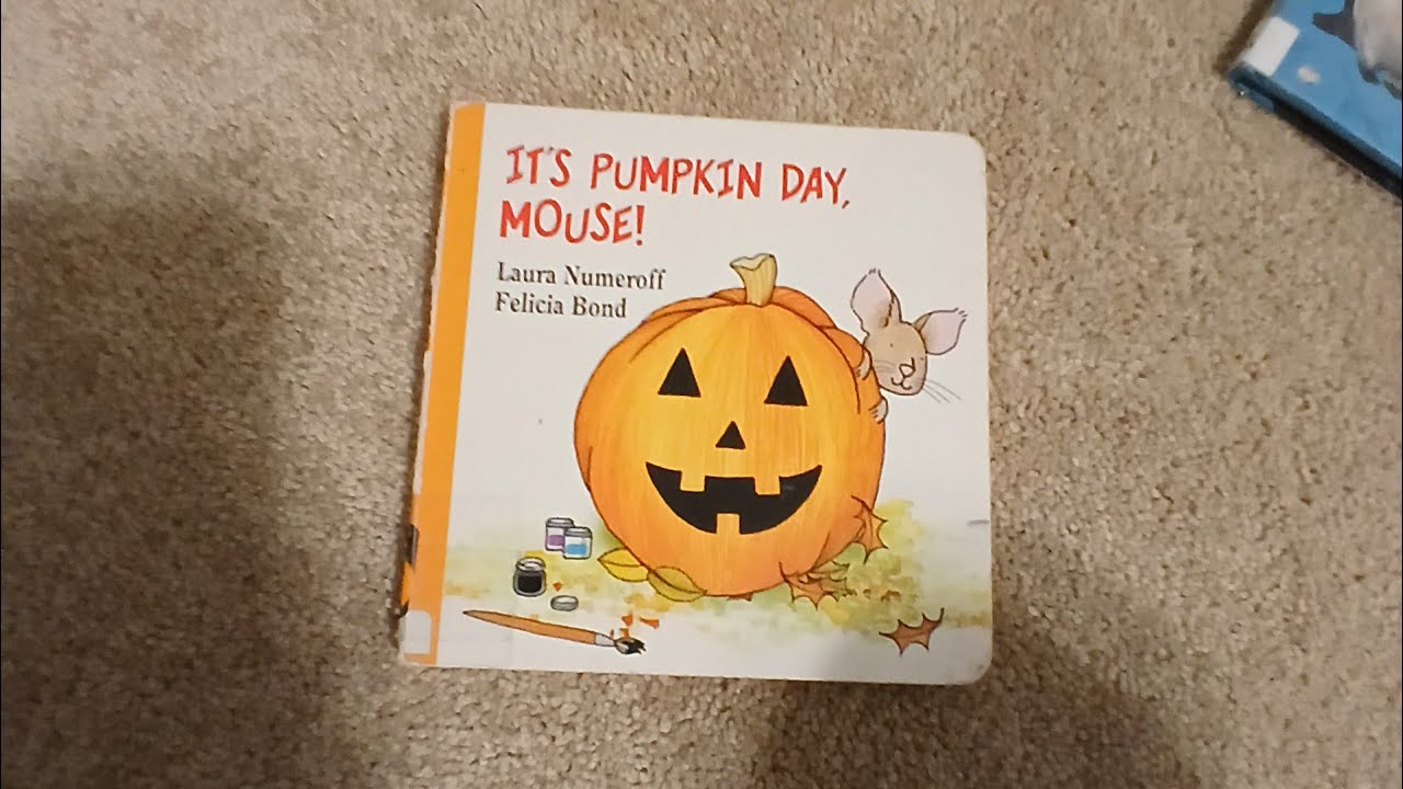 It's Pumpkin Day, Mouse! (Kids Read Aloud) - YouTube