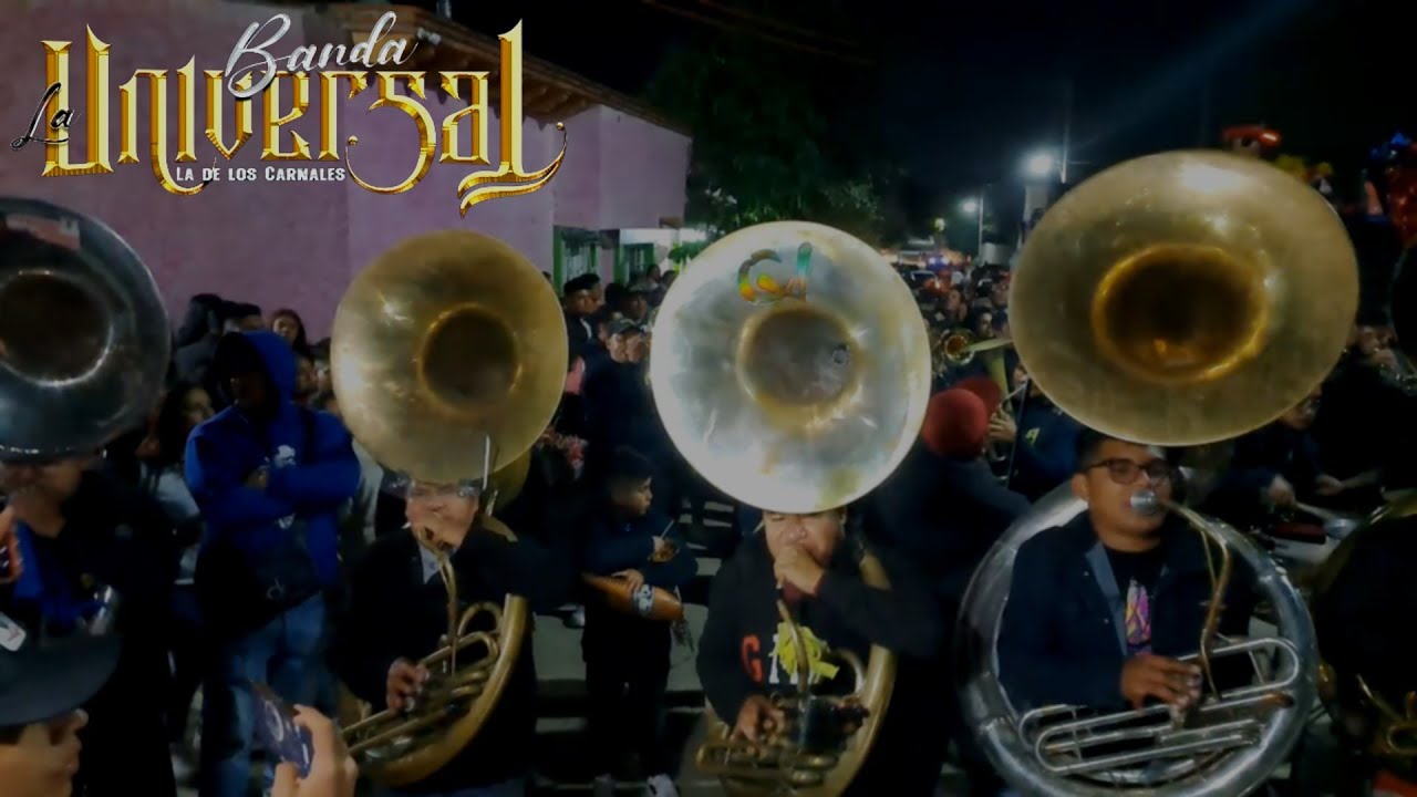 CON 10 TUBAS SE PRESENTO ESTA BANDA EN LA CALENDA DE SAN SEBASTIAN ETLA ...