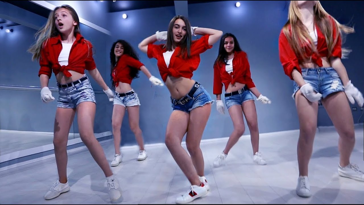 Skerdi - Show - Dance Cover - YouTube Music