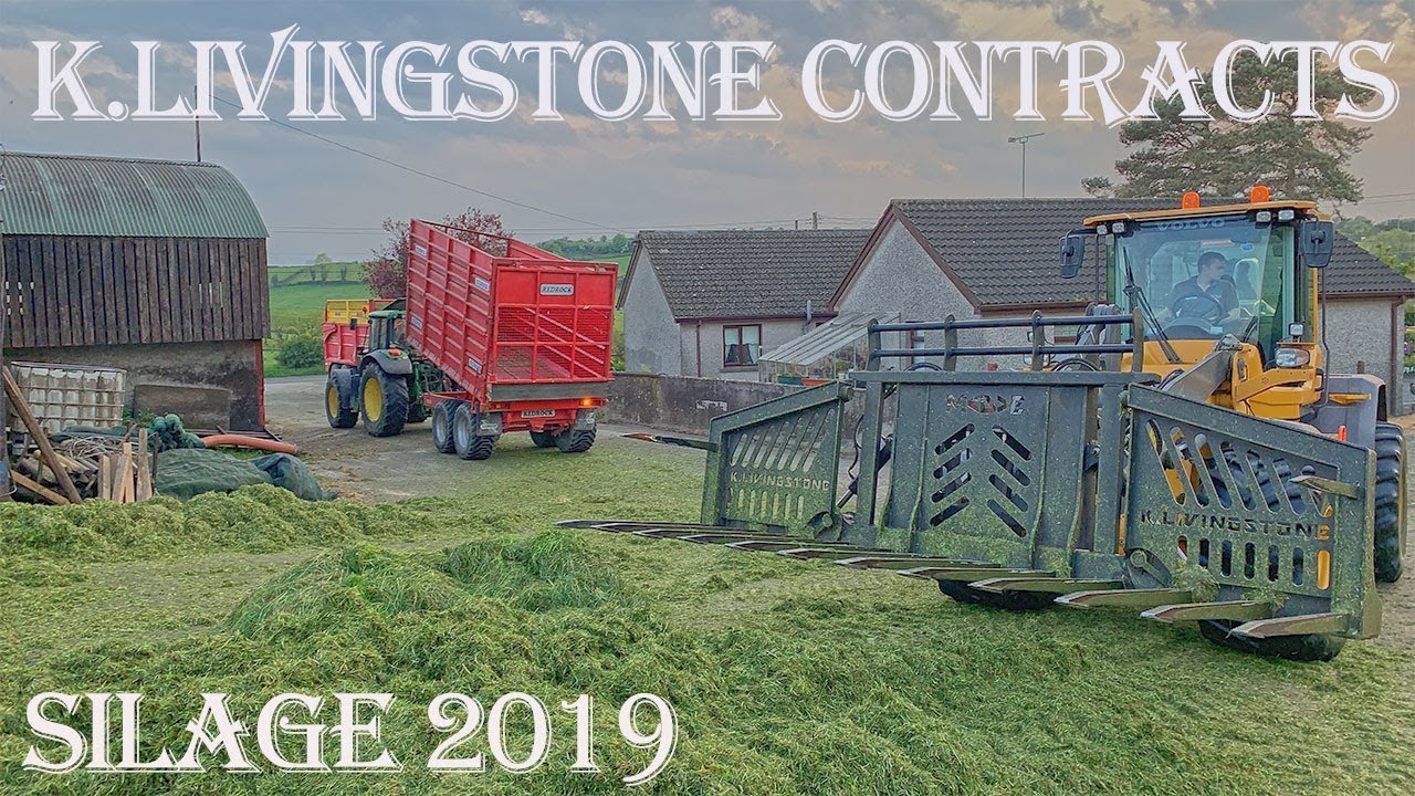 Lifting Grass Silage - Keith Livingstone Contracts - 4K - YouTube