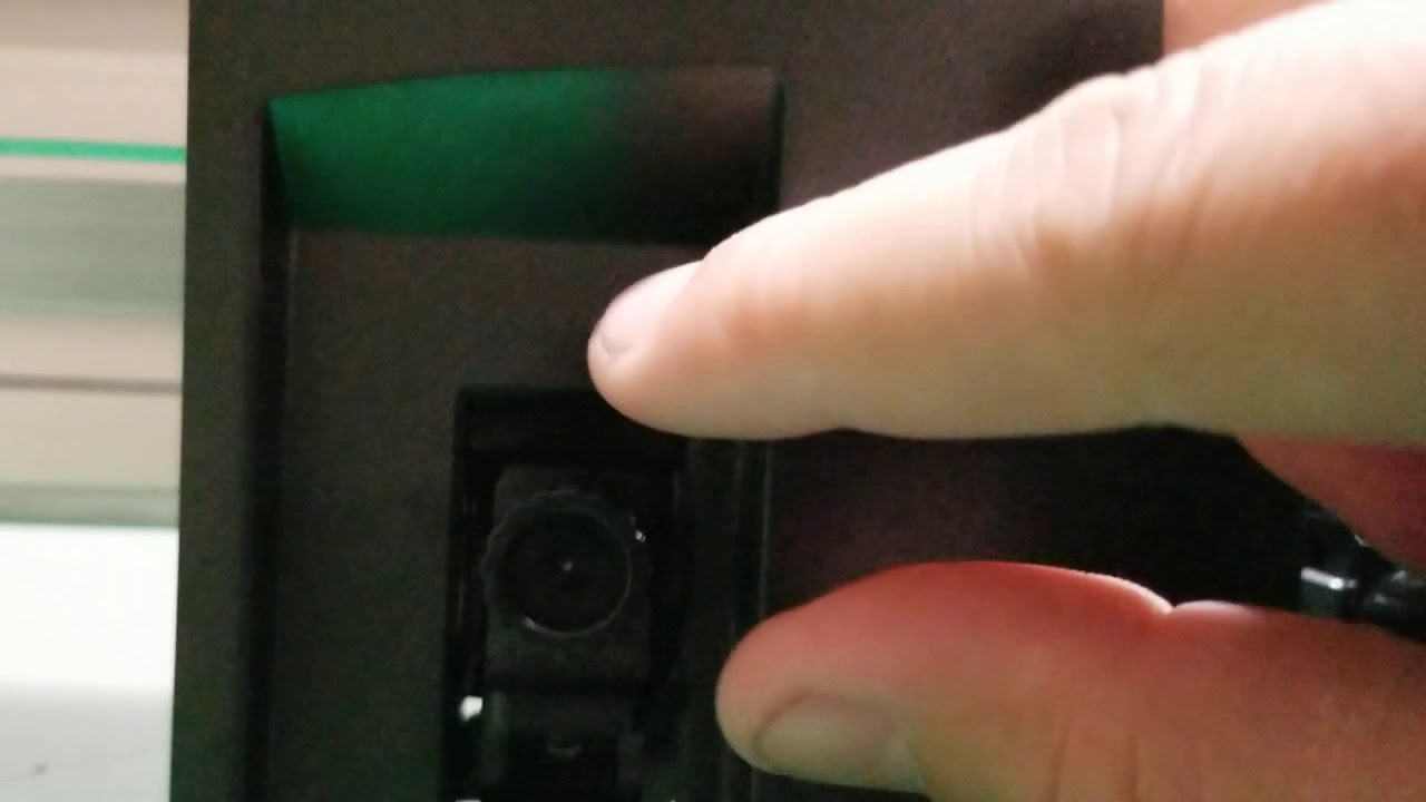 Graphtec FC8600-75 cross cut and blade locked or fused - YouTube