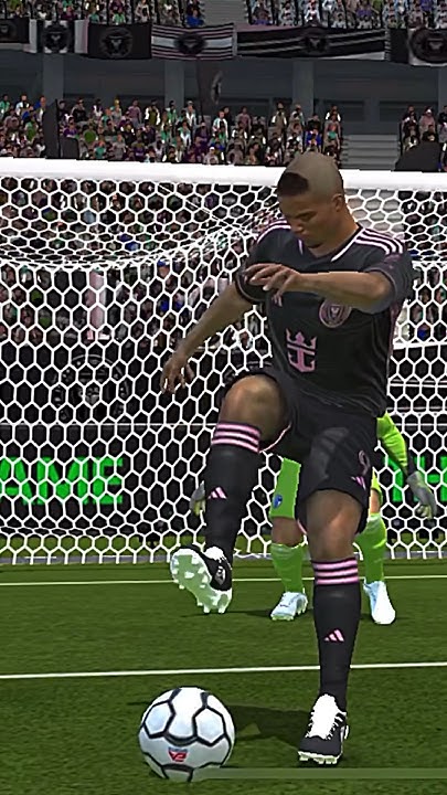 Ronaldo back heel R9 #fifamobile #eafc24 #eafc #eafcmobile24 #ronaldo #r9 #foryou #football # ...