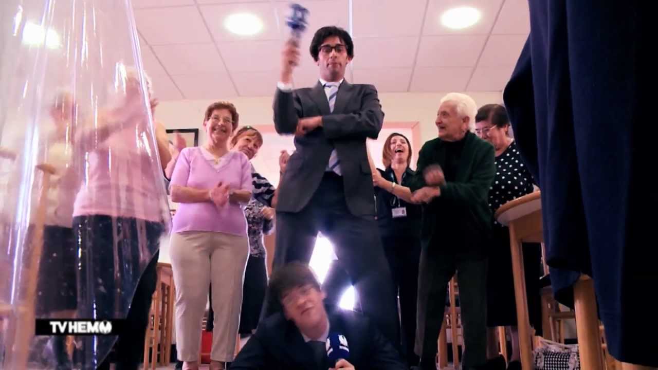 Angilbert u Herbert... Gangnam style... - YouTube