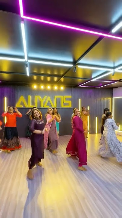 Yaathi yaathi😍 #trending #dance #traditional #yathi #yaathiyaathi #dancecover #shorts - YouTube