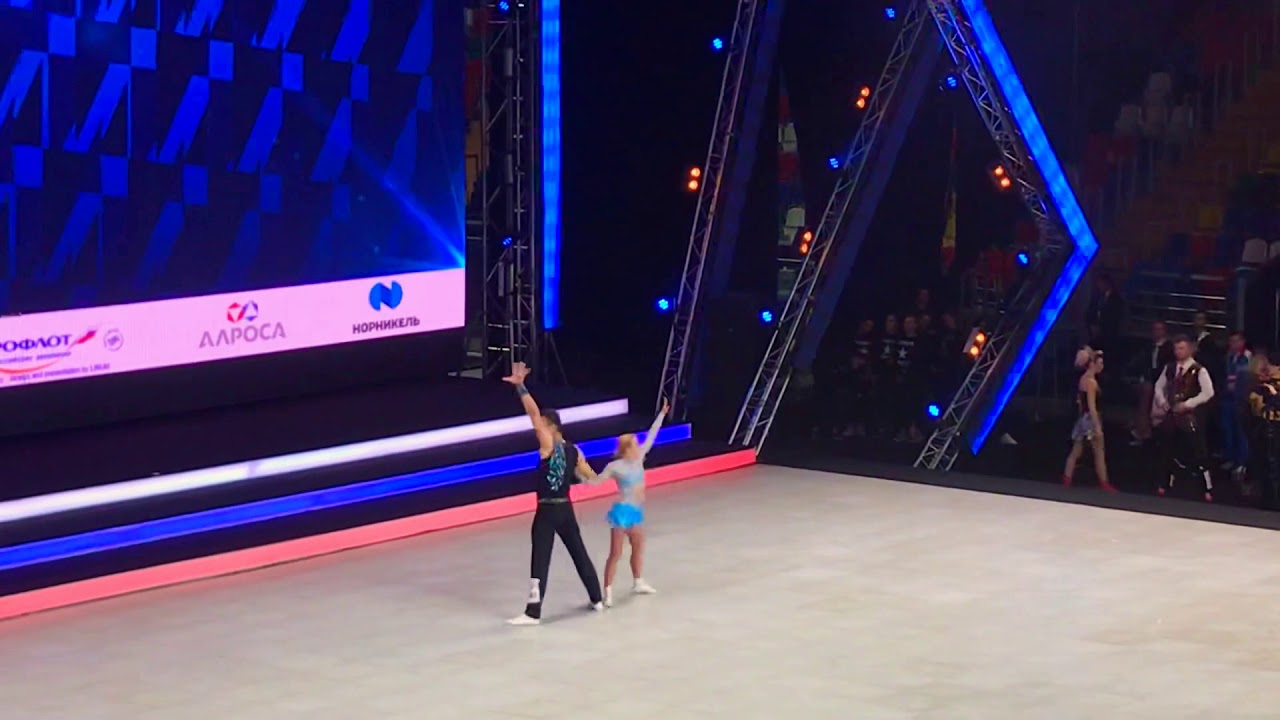 Samoylov Konstantin - Gusarova Anastasia. Main class - YouTube