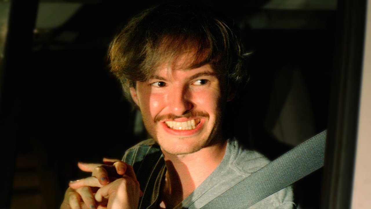 When a stranger "helps" you parallel park - YouTube