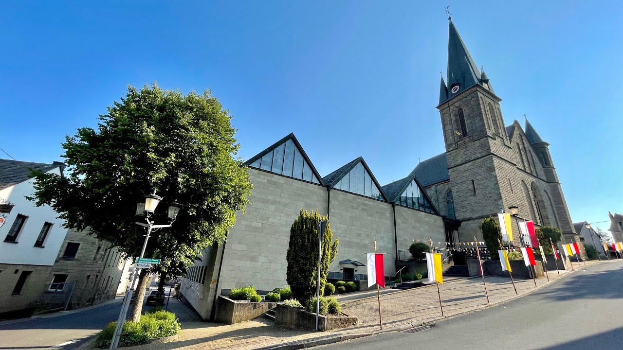 Live Fronleichnam 2023 in St. Barbara Weibern (Pfarrei Brohltal Herz ...