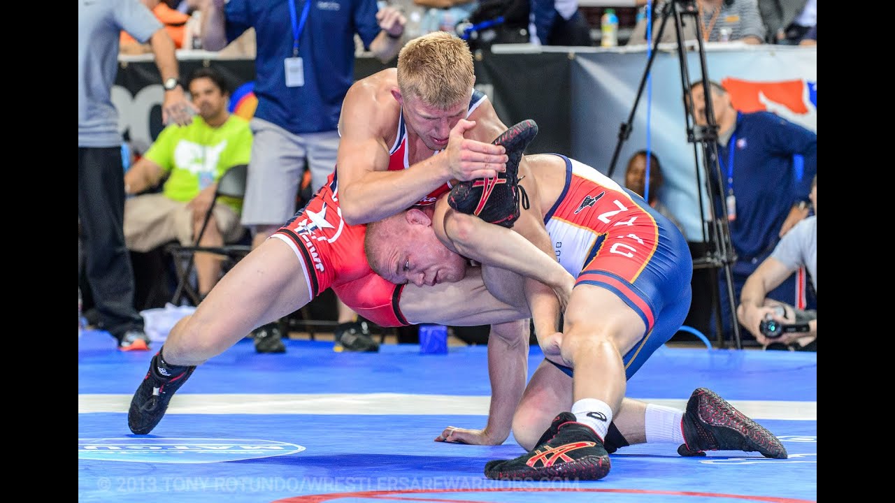 How did he bend like that?! 😳 Kyle Dake vs. Andrew Howe - YouTube