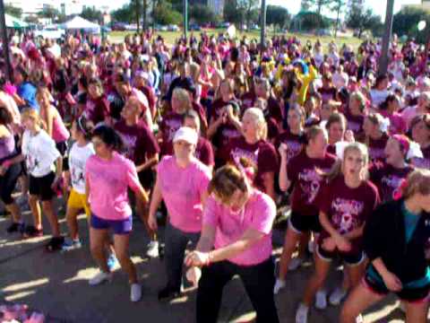 Wobble (song) - YouTube