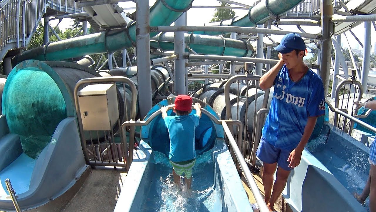 Super Fast Tube Water Slide at Toshimaen - YouTube
