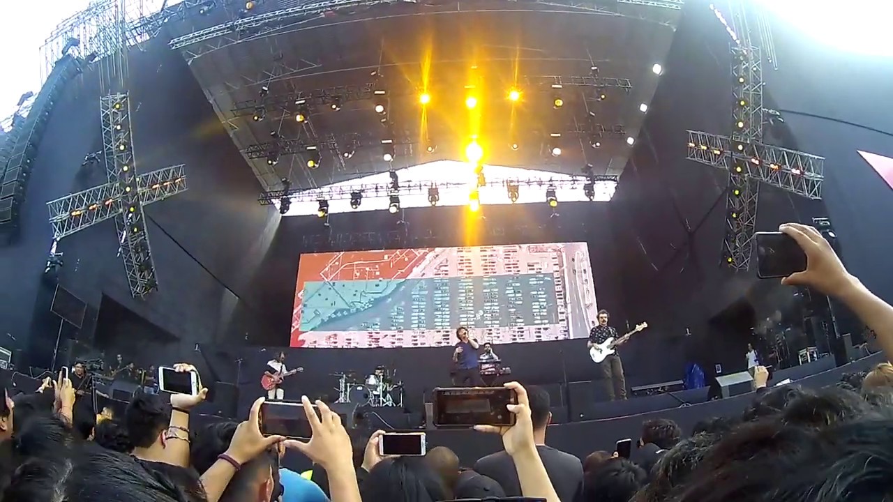 Cuarteto de Nos - Mario Neta - festival vivo x el rock 2019 - YouTube