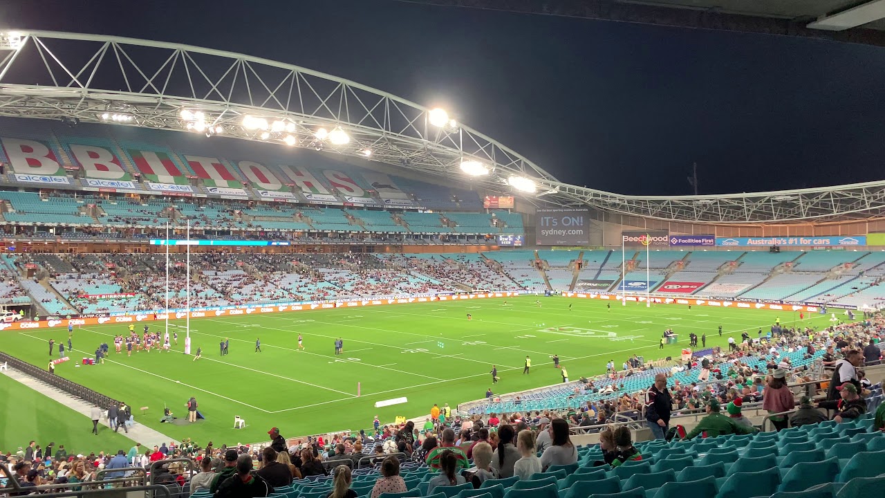 Footy Live 10 - YouTube