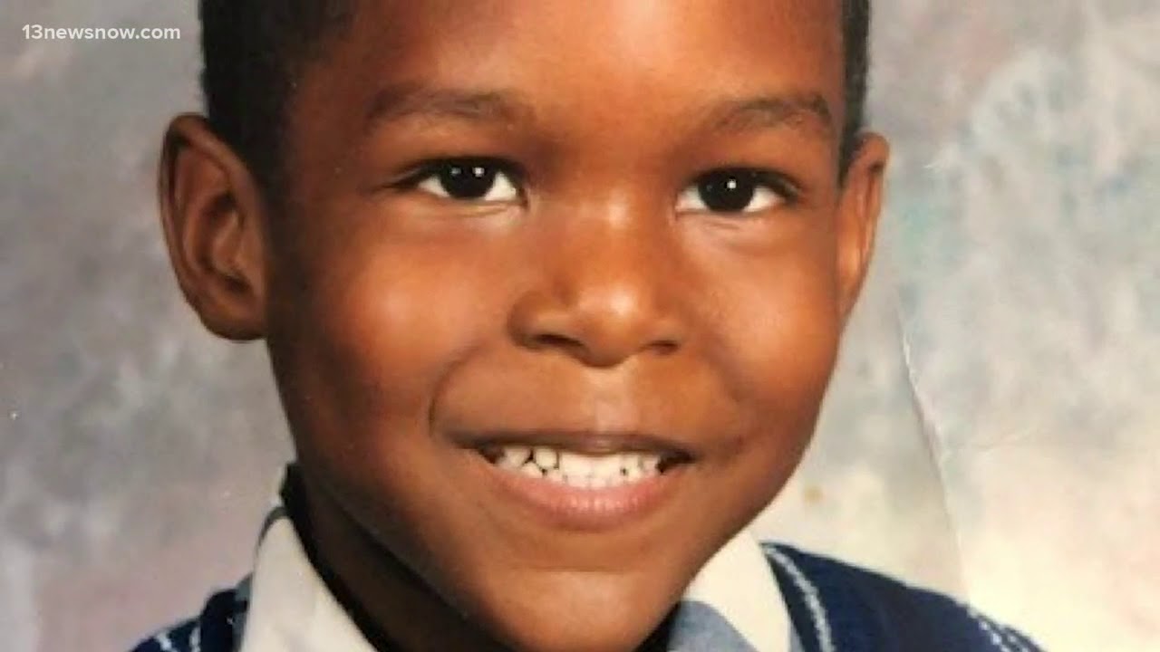 MAKING A MARK: Hampton man helping at-risk youth - YouTube