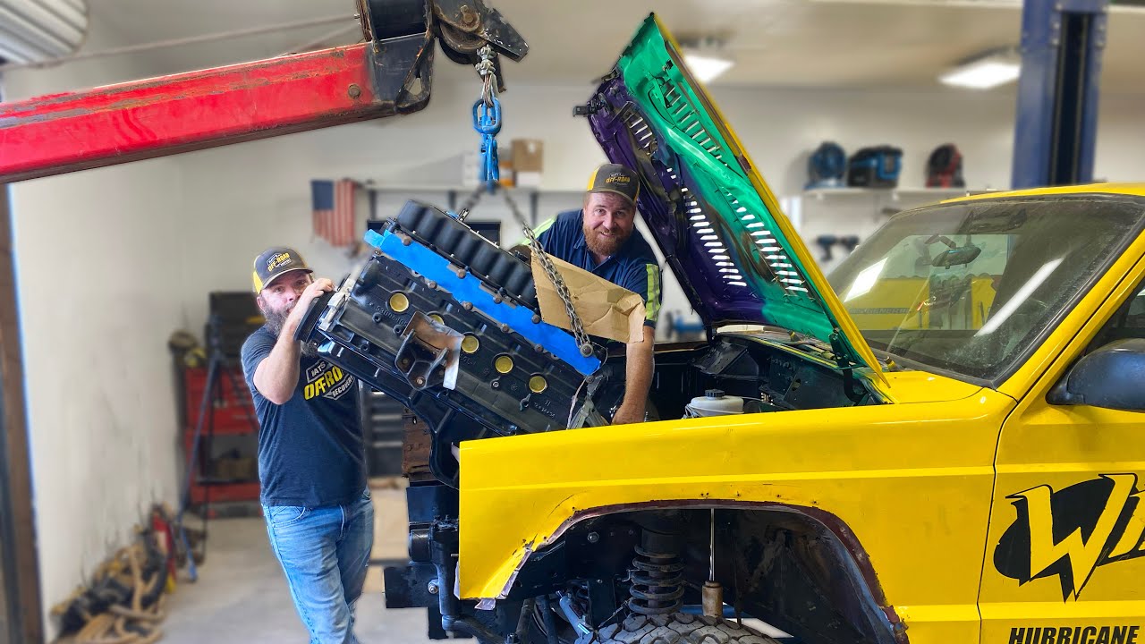 Bigger, Badder, Banana Engine Jeep Install! - YouTube